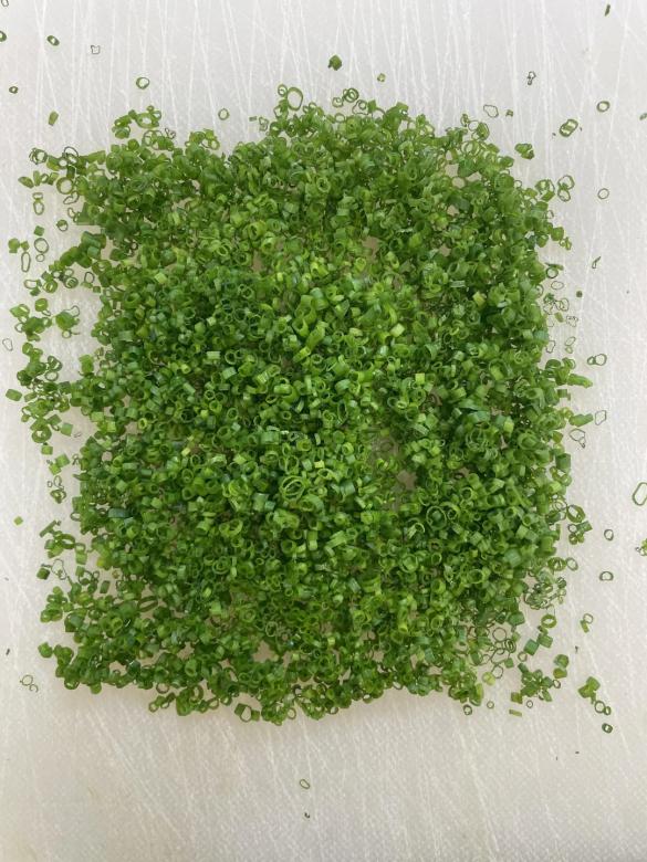 Why Everyone on Reddit Is Talking About Chives Right Now